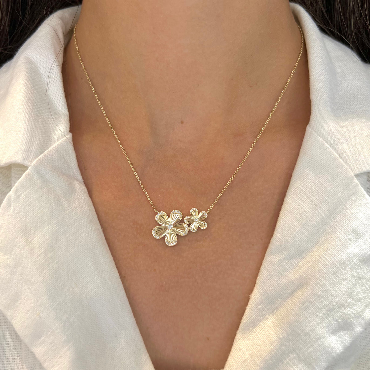 14K GOLD DIAMOND GABI FLOWER NECKLACE – Jen K Online