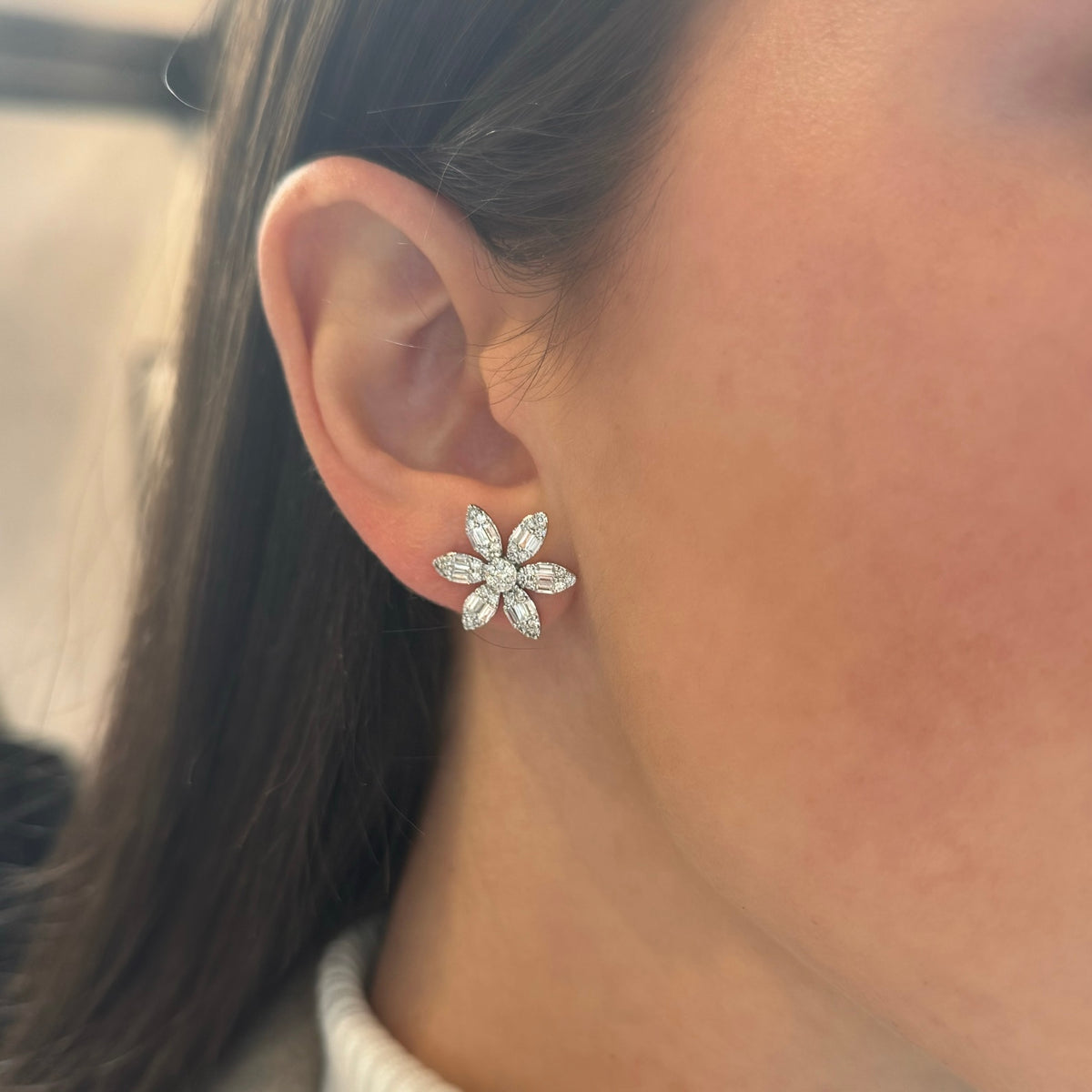 14K GOLD DIAMOND LORELAI FLOWER STUDS – Jen K Online